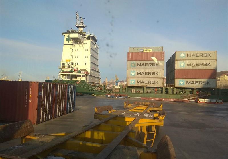 CONTSHIP UNO - Vesseljoin