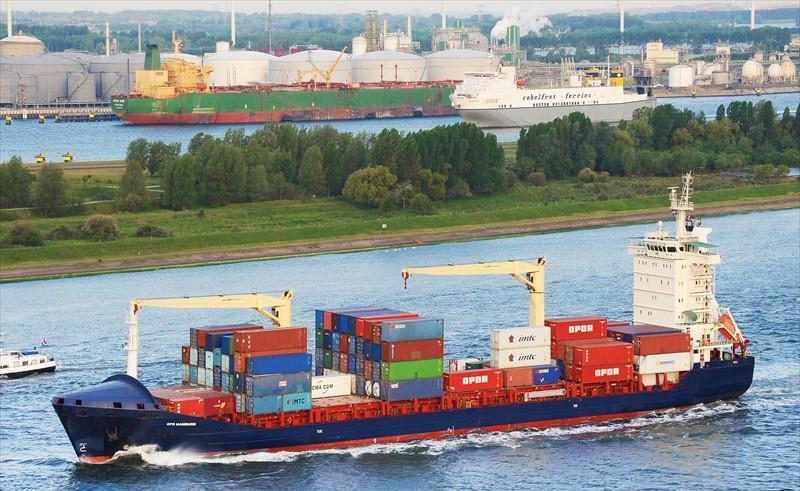 OPS HAMBURG - Vesseljoin