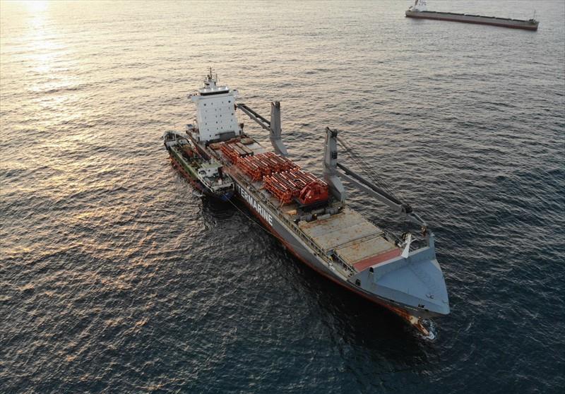 INDUSTRIAL ROYAL - Vesseljoin