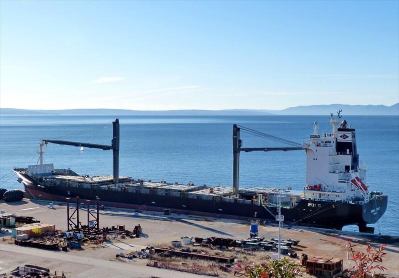 TASMAN STRAIT - Vesseljoin