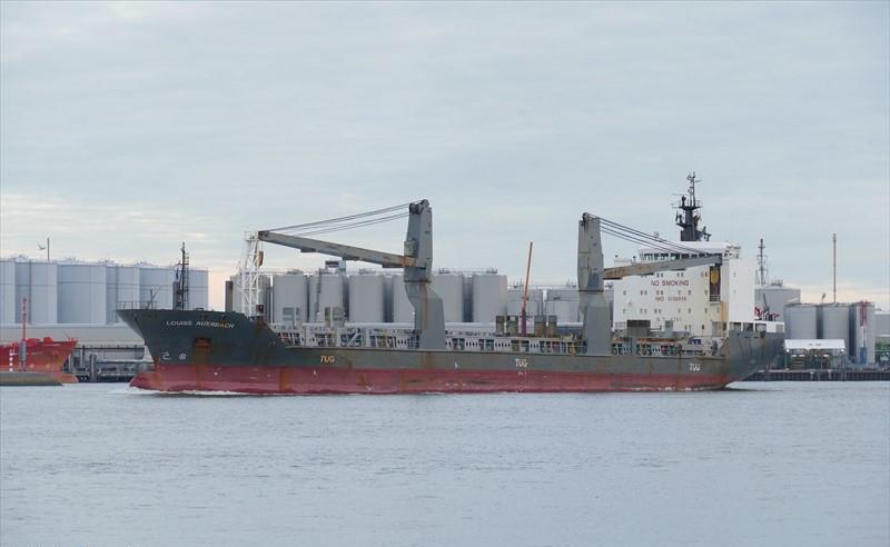 LOUISE AUERBACH - Vesseljoin