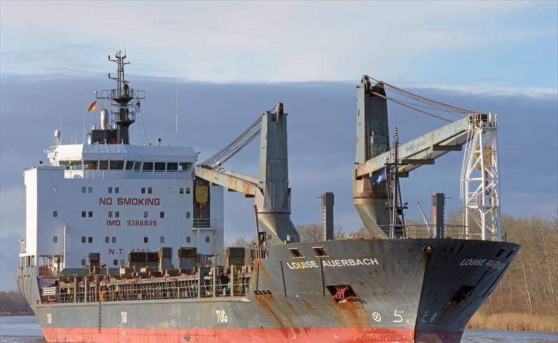 LOUISE AUERBACH - Vesseljoin