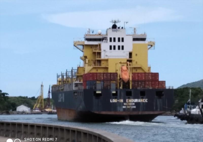 LOG IN ENDURANCE - Vesseljoin