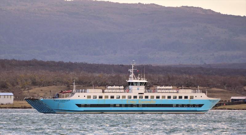 CRUX AUSTRALIS - Vesseljoin