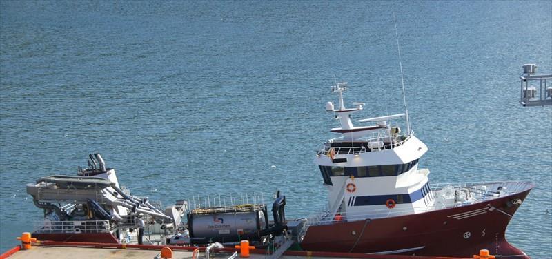 RONIA AUSTRAL - Vesseljoin