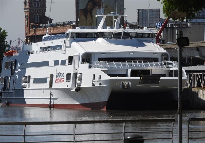 SUPERFERRY EXPRESS - Vesseljoin