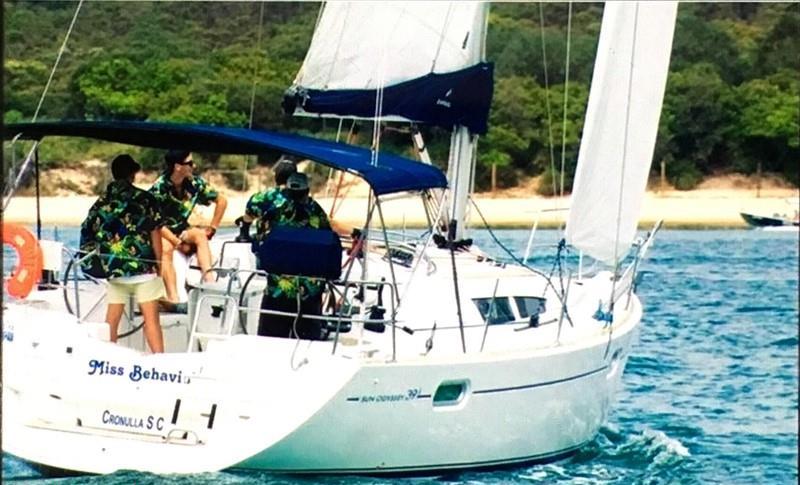 MISS BEHAVIN - Vesseljoin