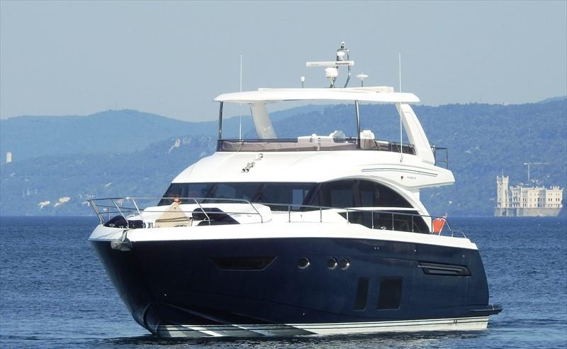 TT ULYSSES P68 - Vesseljoin