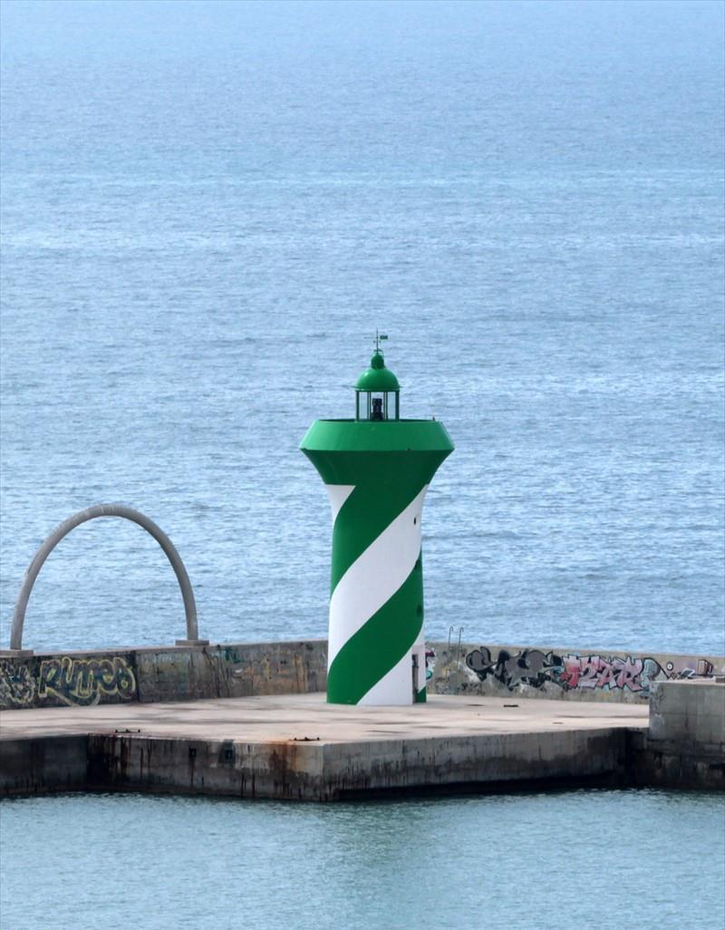 EXTREMO DIQUE BOCANA - Vesseljoin