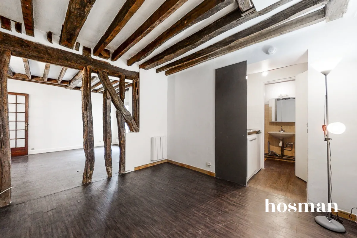 Grand studio 30 m2 - Coin nuit / Calme / Rue Rambuteau 75003 Paris