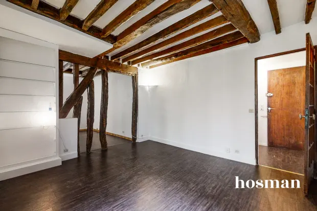 Grand studio 30 m2 - Coin nuit / Calme / Rue Rambuteau 75003 Paris