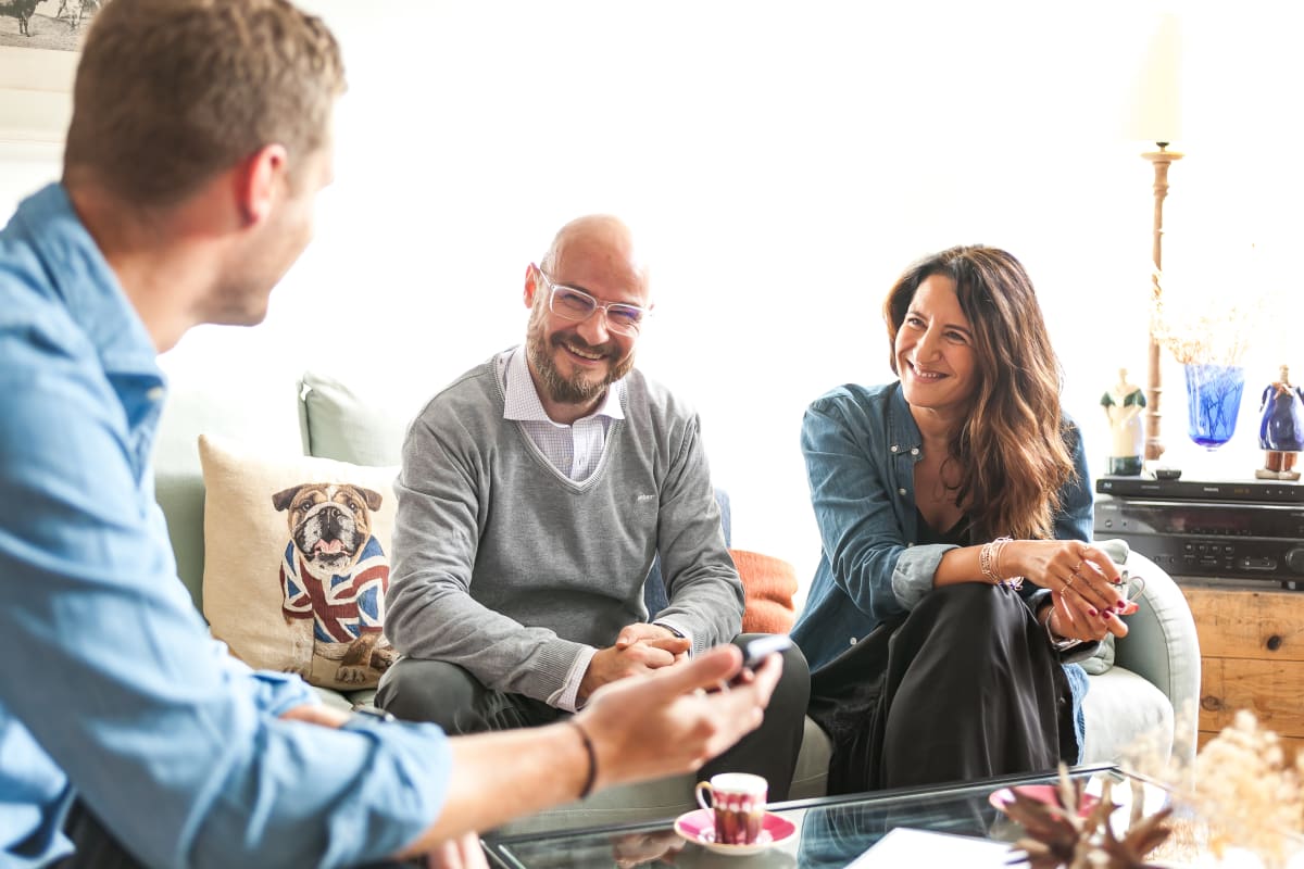 Découvrez l'offre de parrainage par Hosman