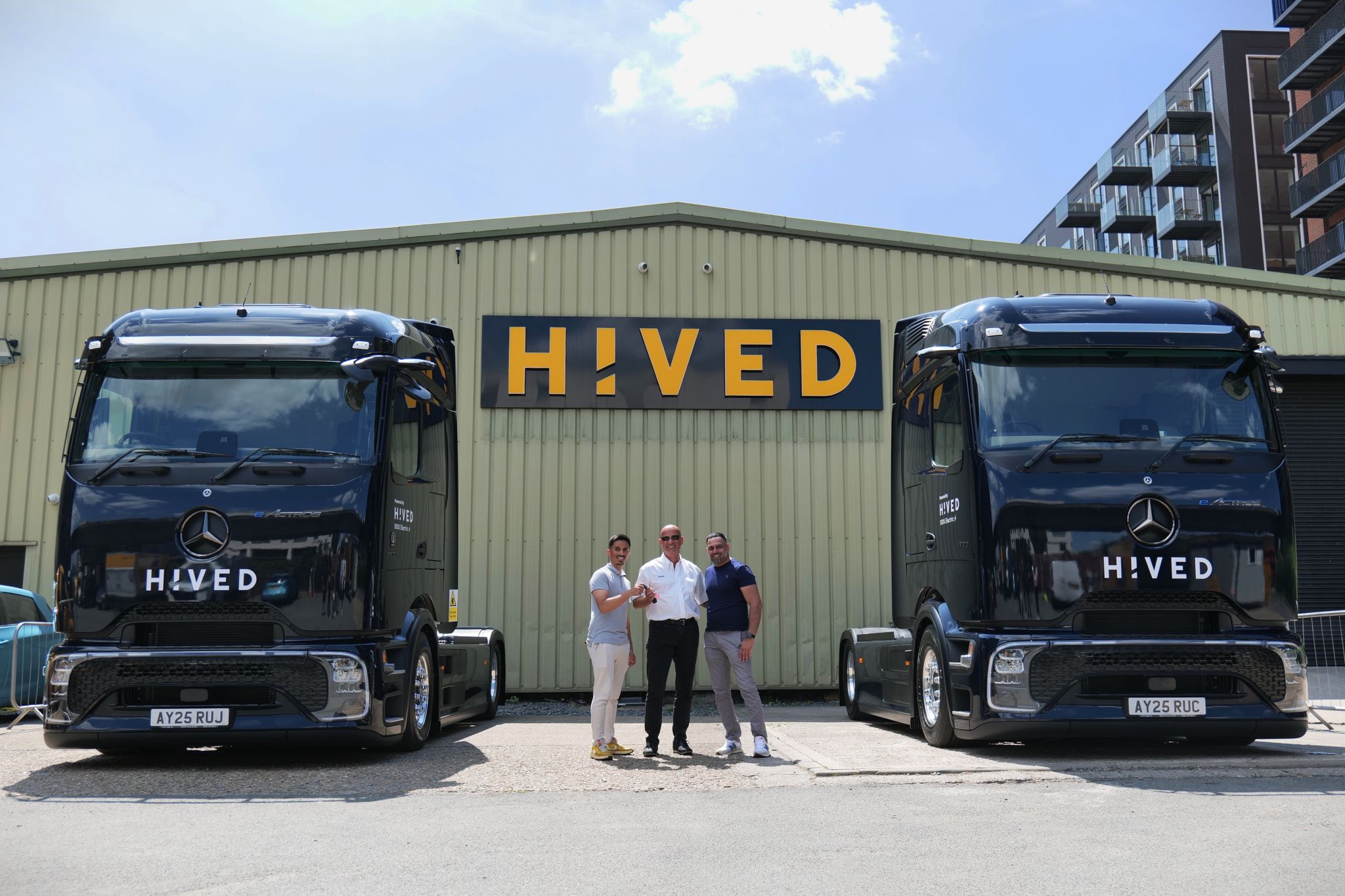 London's AI-powered parcel delivery network HIVED raises $42M Series B ...