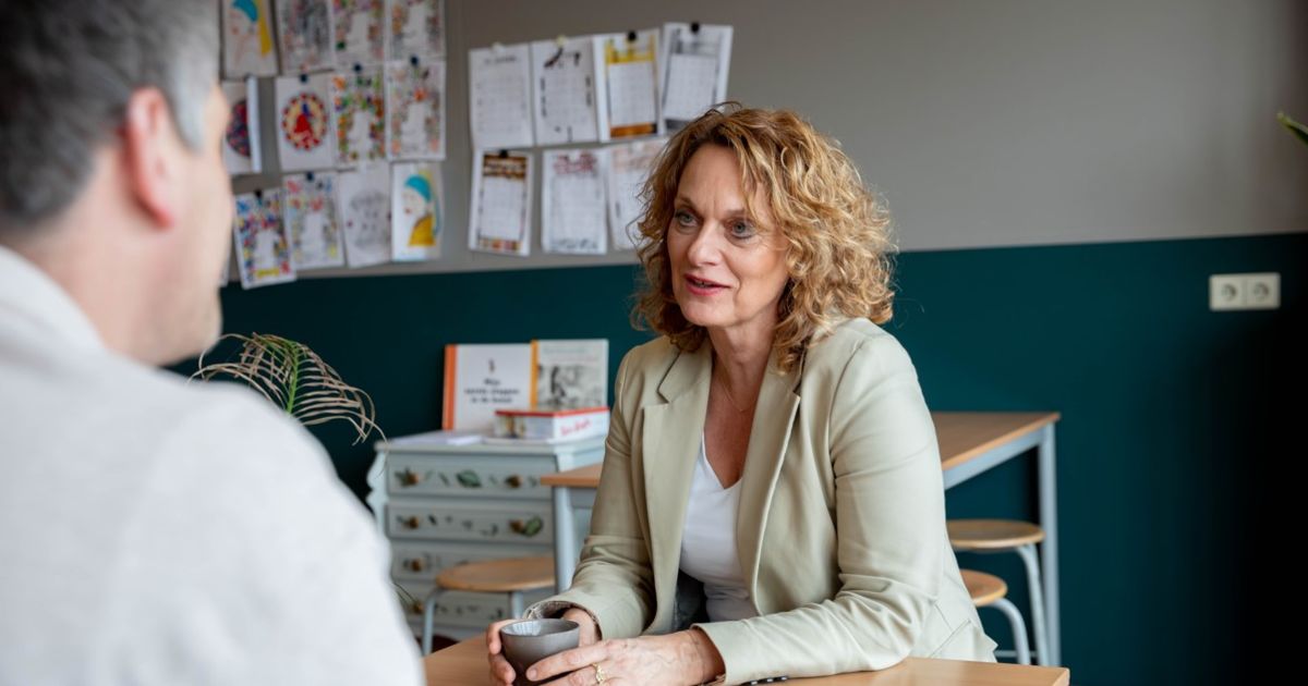 Zij-instromers: een oplossing voor het lerarentekort | VfPf