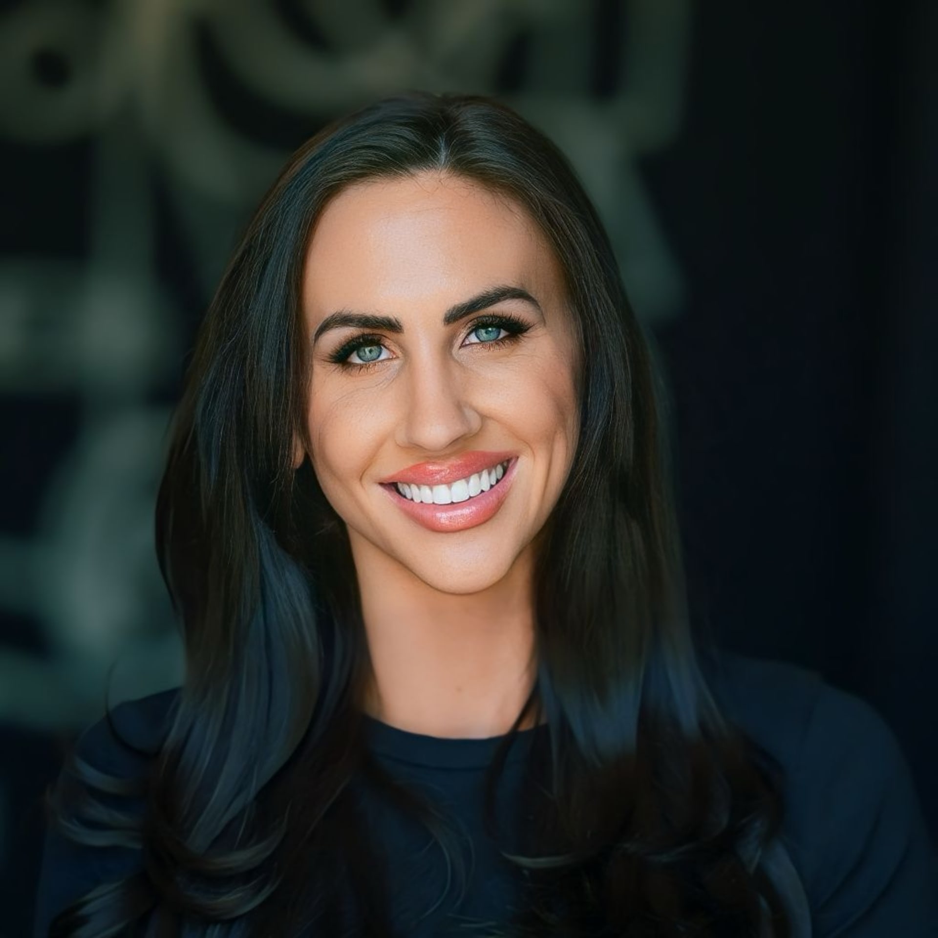 8 Reasons You Should Use Fractional Marketing + How to Hire