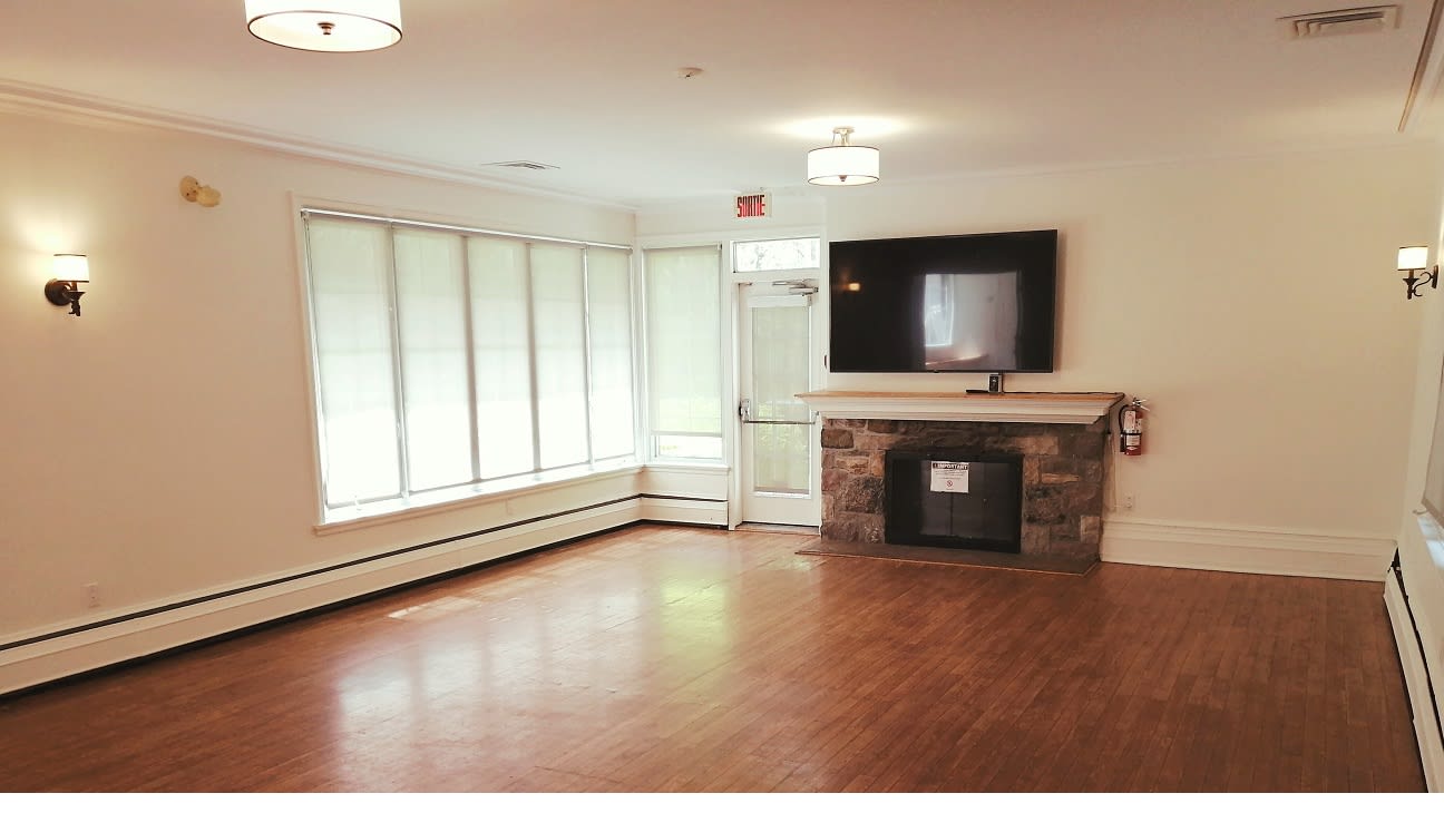 Rent indoor and outdoor spaces at the Parc-nature du Bois-de-Liesse