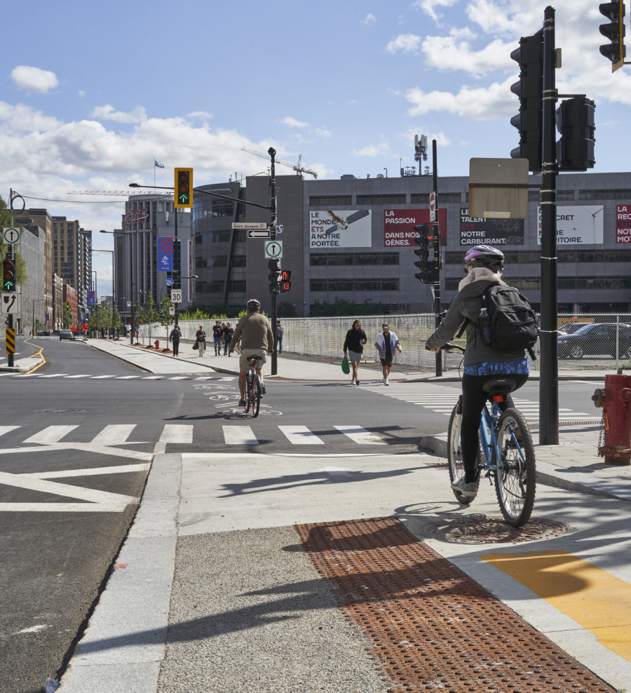 Peel: A pedestrian and bicycle network | Ville de Montréal