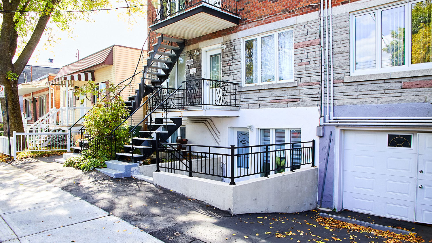 Aménager une cour anglaise dans VSP | Ville de Montréal