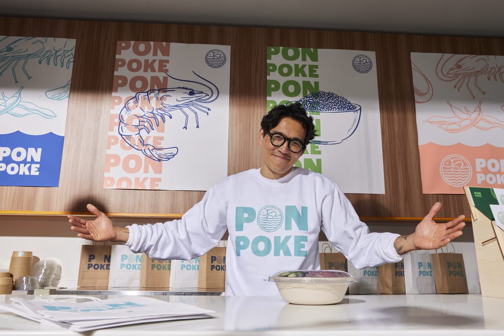 How to Make A Poster in 4 Steps | VistaPrint UK