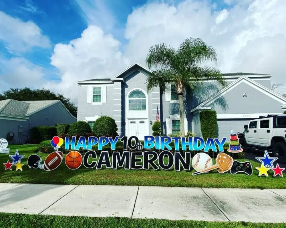 How to Make Birthday Yard Signs | VistaPrint US