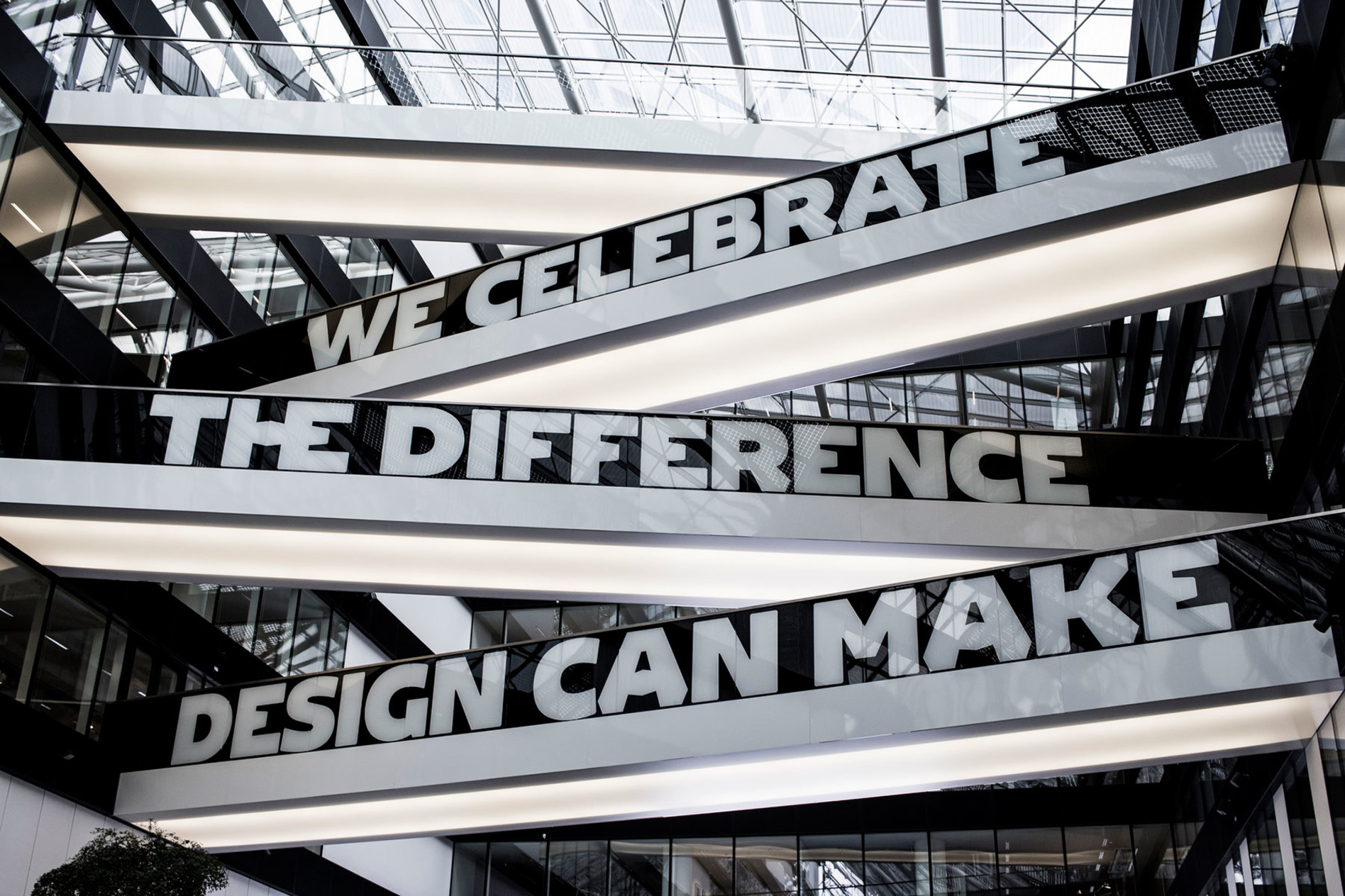 22 beautiful brand designs to inspire you | VistaPrint AU