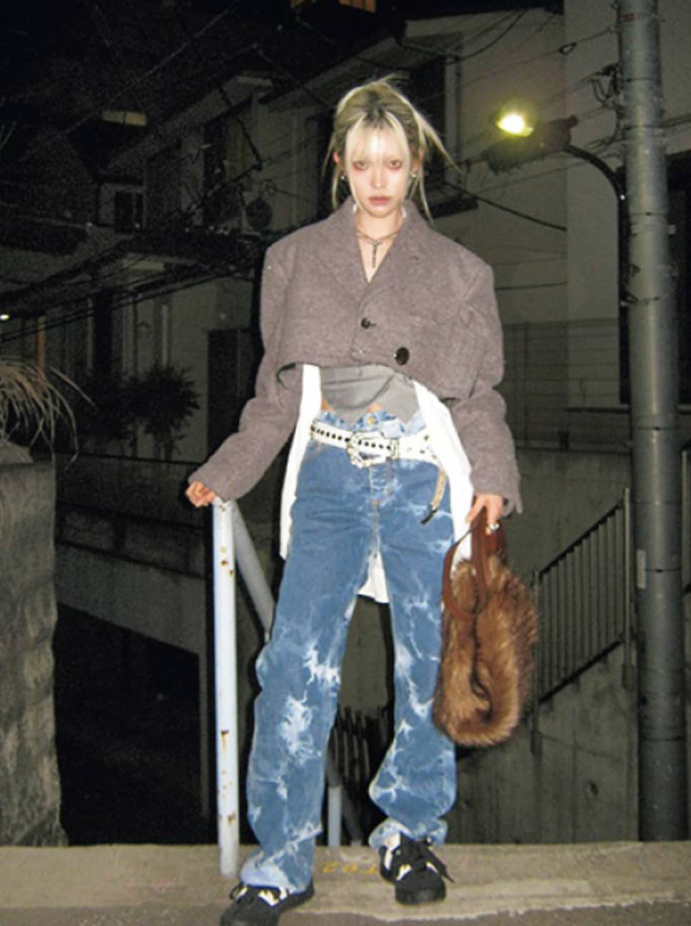 いま、デジカメが再ブーム中！おしゃれな人おすすめの中国風Y2K写真が撮れちゃうカメラ6選 | ViVi