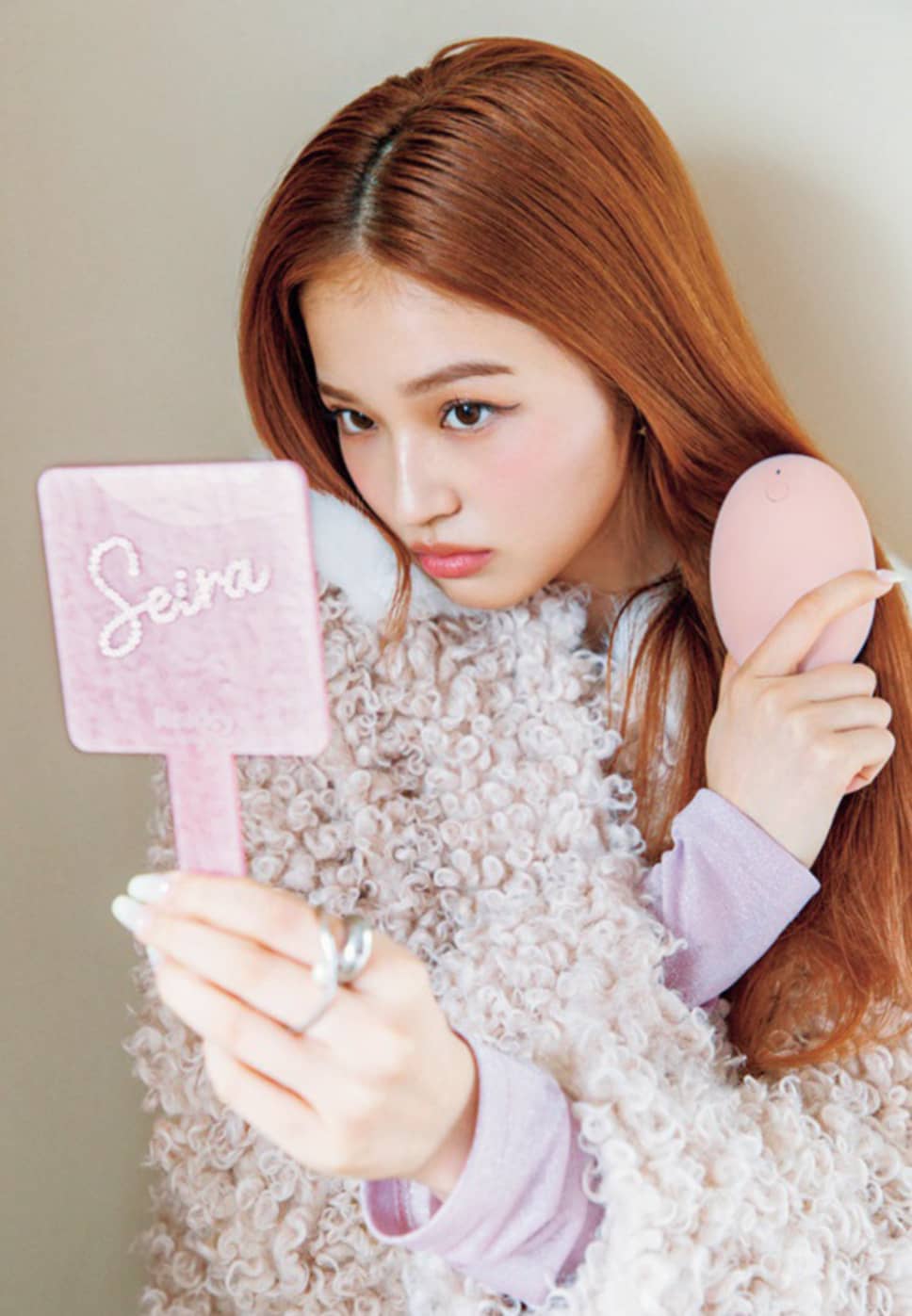 【せいらのつや髪の秘訣は？】コスパ優秀な電動ブラシ“Readey”を使ったヘアケアにあり♡【PR】 | ViVi