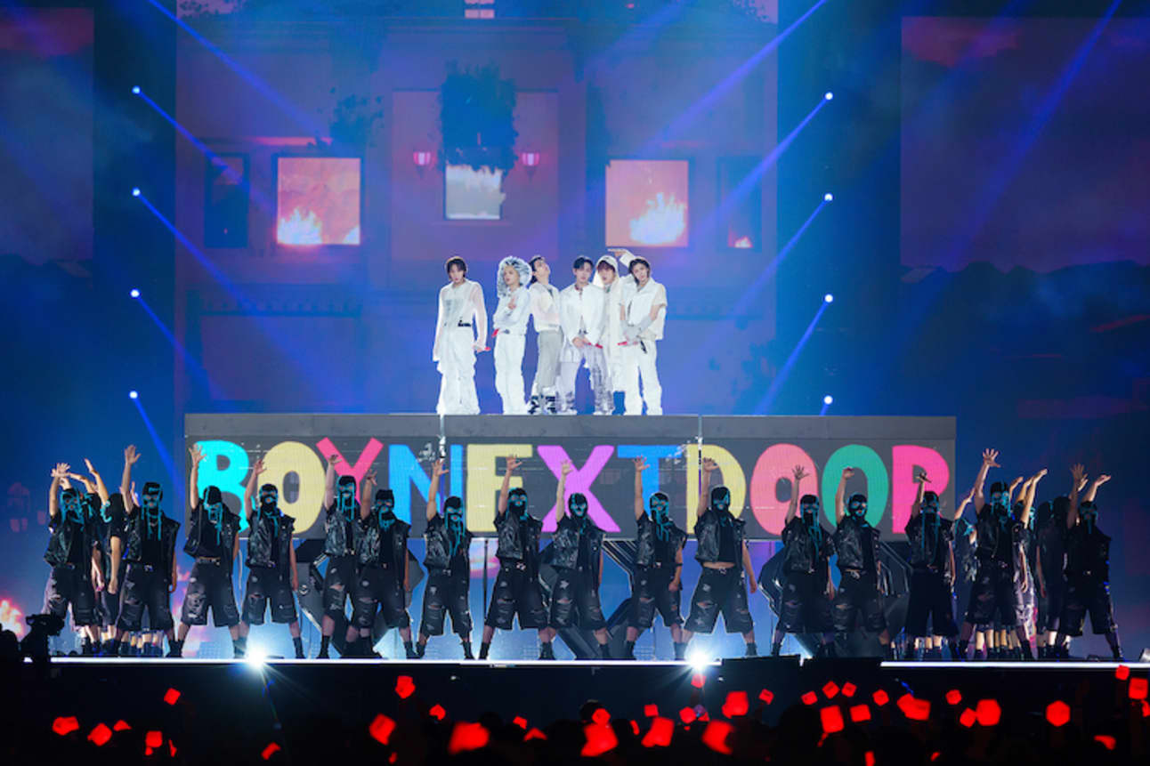 【2023 MAMA受賞者まとめ】SEVENTEEN, RIIZE, LE SSERAFIMなど豪華アーティストが大集合したDAY2のパフォーマンス&授賞式の模様もレポ♡ | ViVi