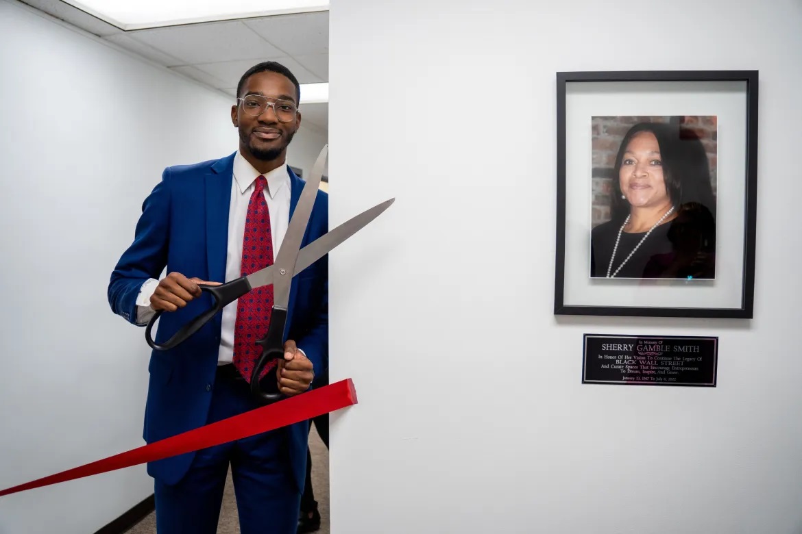 New Black Wall Street Business Center opens in Tulsa | Verified News ...