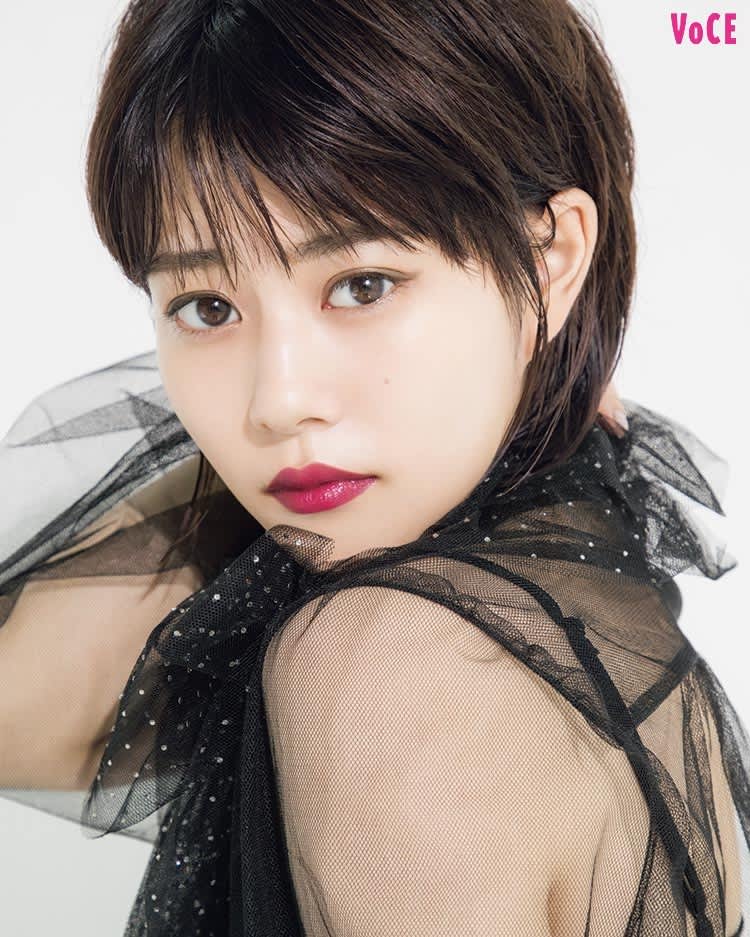 【高畑充希】がvoce表紙に初登場!「自分らしさの貫き方」を語る【ビューティニュース】|美容メディアvoce(ヴォーチェ)