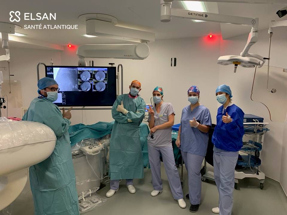 La radiologie interventionnelle s’invite en salle hybride | Elsan