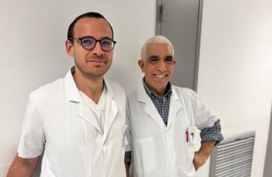 Arrivée du Dr Lefebvre, médecin au sein du service de médecine ...