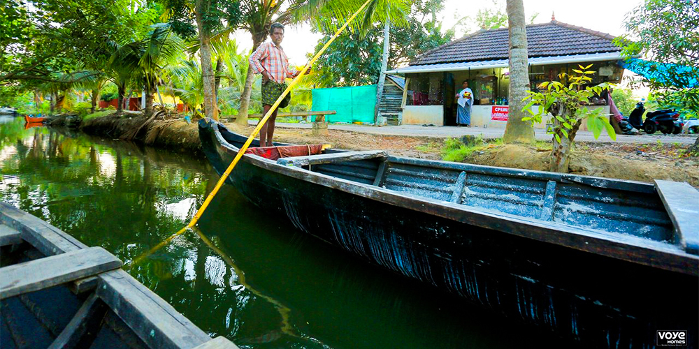 Munroe Island backwaters Homestay with Canoeing & Seafood - Kollam Resorts