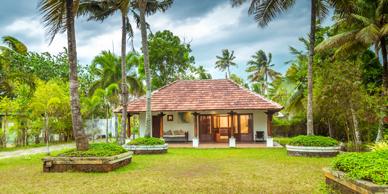 Luxurious Beach House in Kochi the Andhakaranazhi Beach Resort Await ...