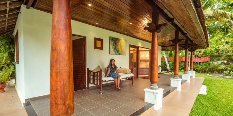 Luxurious Beach House in Kochi the Andhakaranazhi Beach Resort Await ...