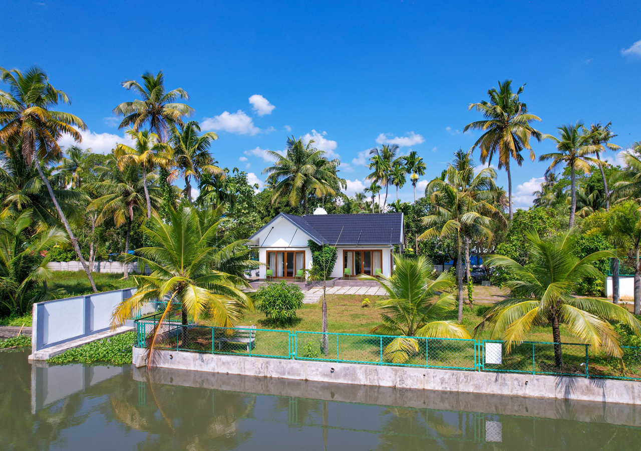 Luxurious Private Pool Villa in Kochi: Book La Riva Resort in Kochi