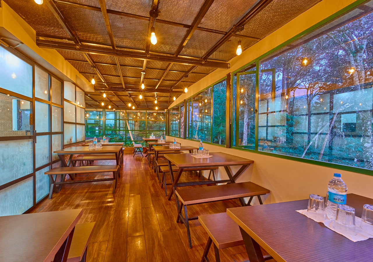 Munnar Resorts with Swimming Pool | Munnar Resorts for Couples