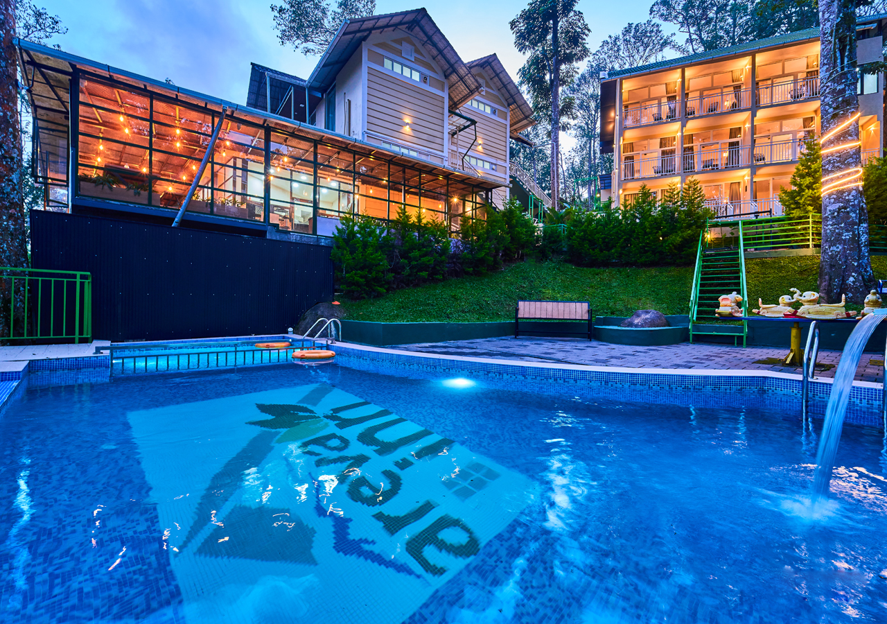 Munnar Resorts with Swimming Pool | Munnar Resorts for Couples