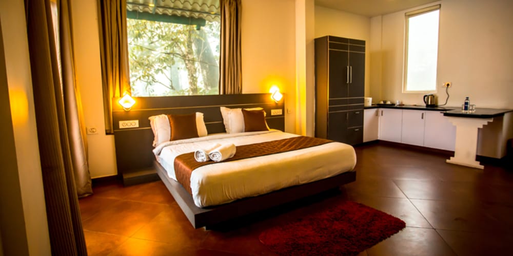 Book Villas in Munnar near Pothamedu View Point and Attukad Waterfalls