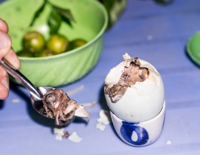 Cambodia Street Foods: 14 EXOTIC Khmer foods For USD1