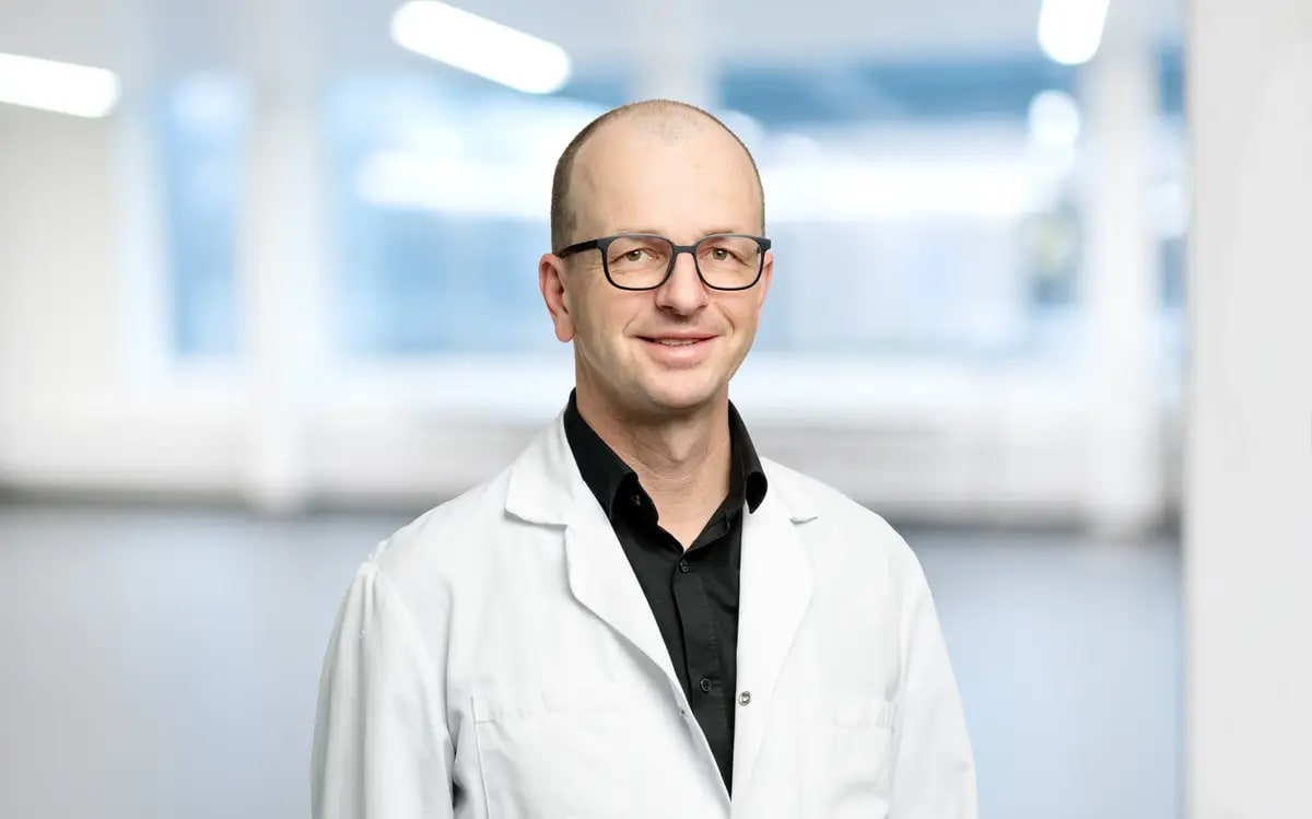 «Une anticoagulation précoce suite à un AVC est sûre et efficace»
