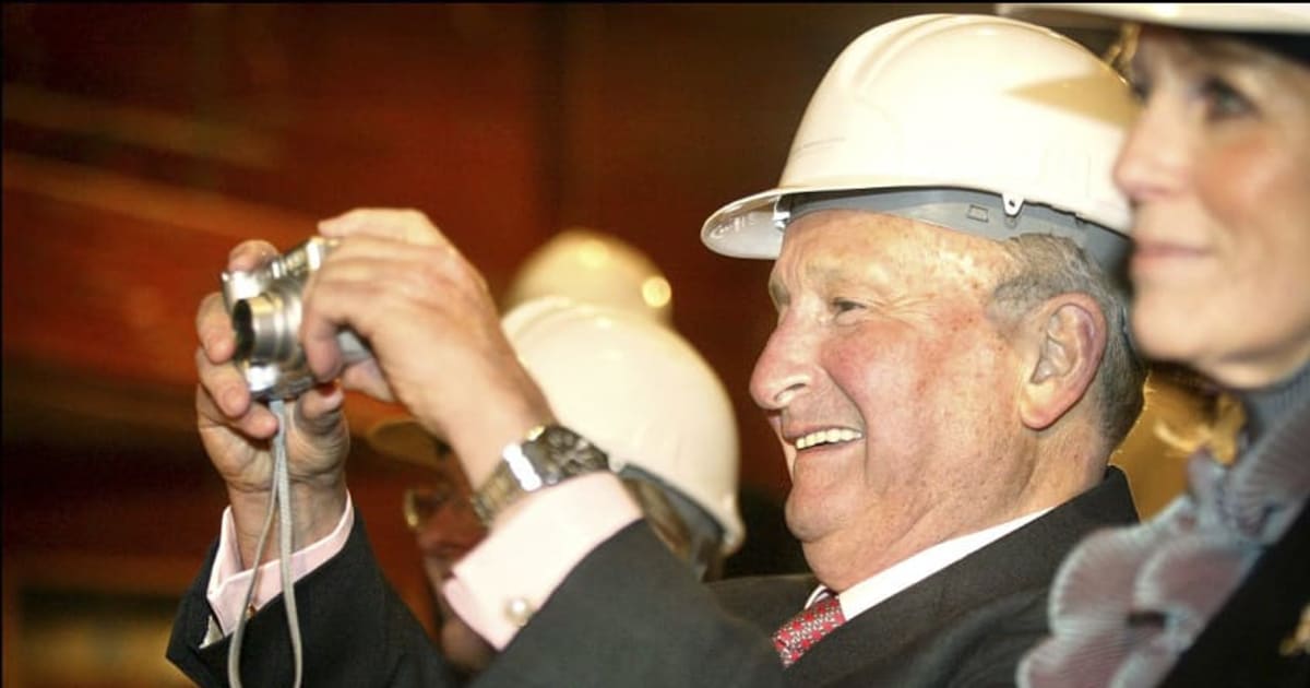 Remembering Sir Donald Gordon | Wales Millennium Centre