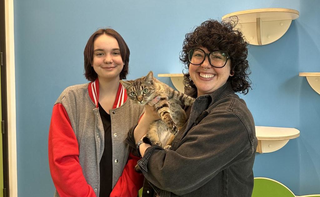 Annenberg PetSpace | Love