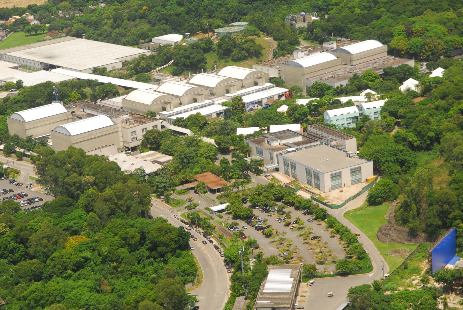 - Rede Globo de Televisão