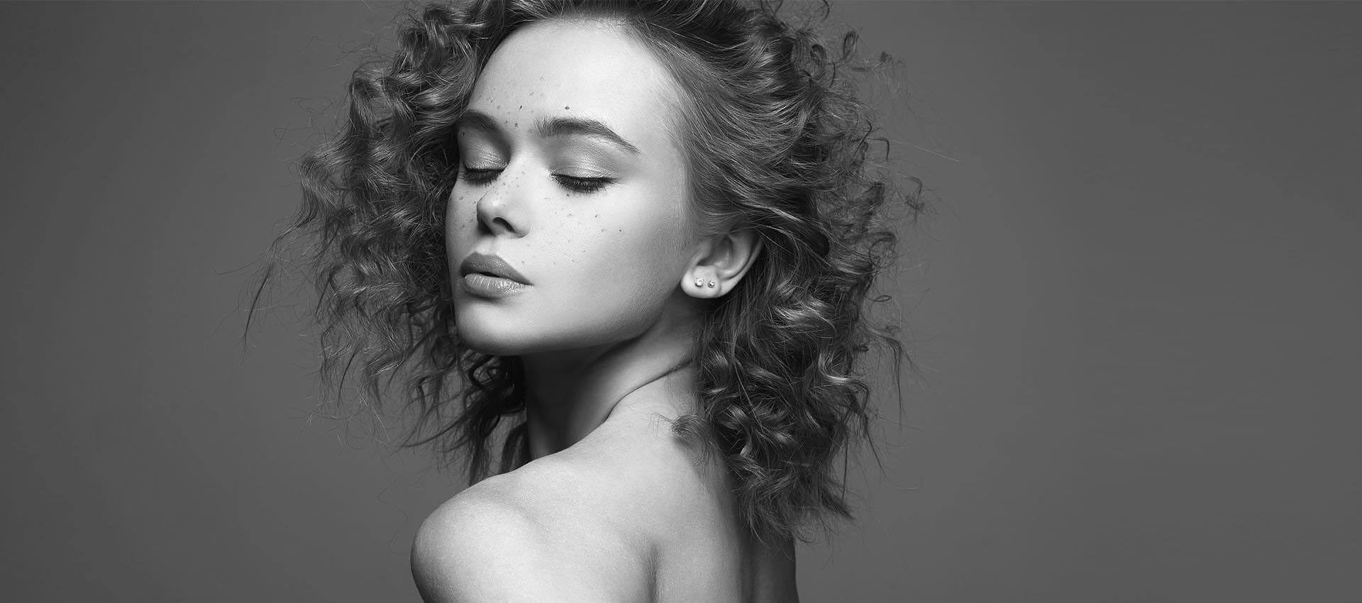 Laura coiff coiffeuse à domicile - 01230