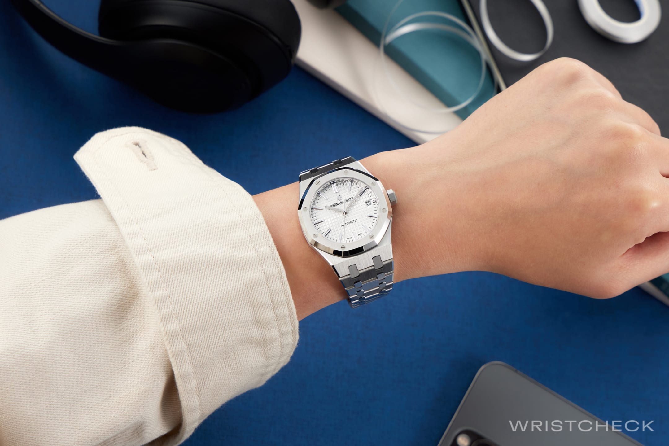 Size Guide: How To Pick The Perfect Watch For Your Wrist | Wristcheck