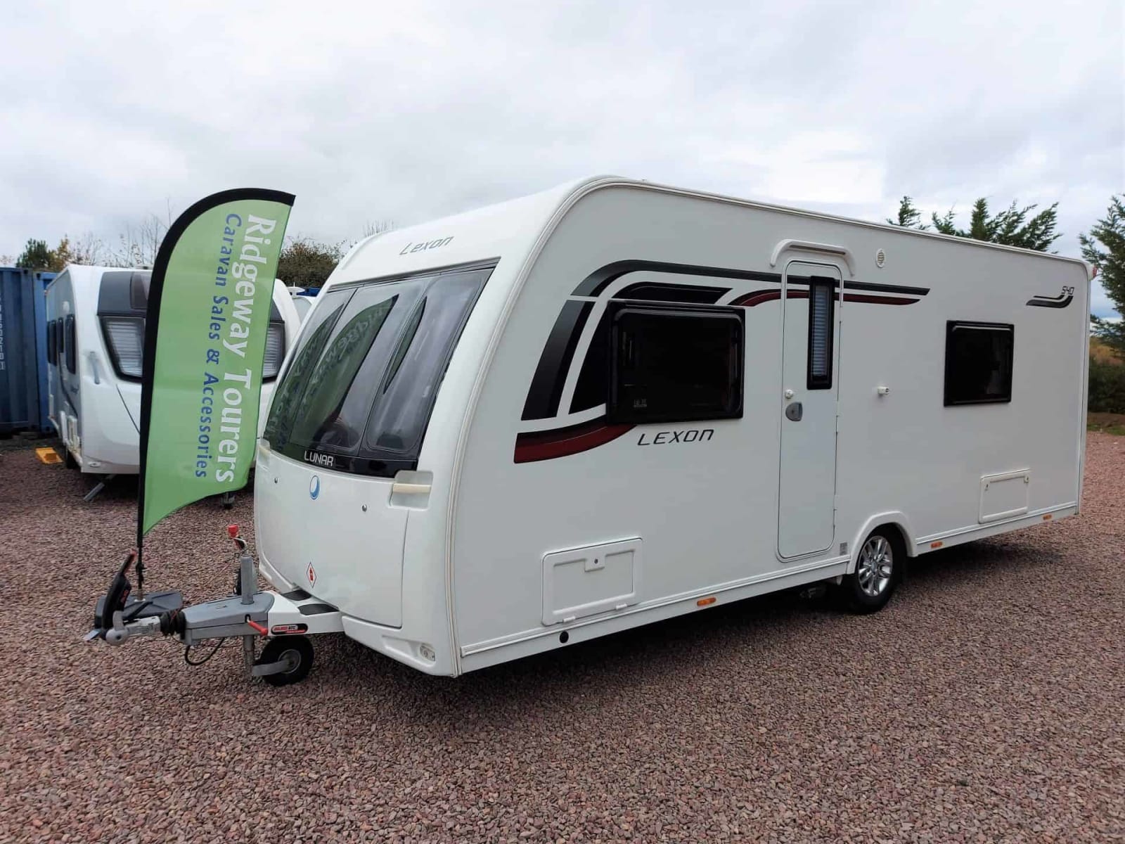* Sale Agreed * Lunar Lexon 540 2016 Single Axle Fixed Be...