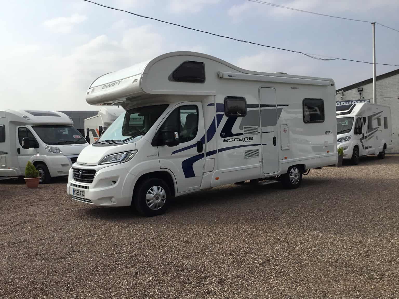 2015 Swift Escape 686 White
