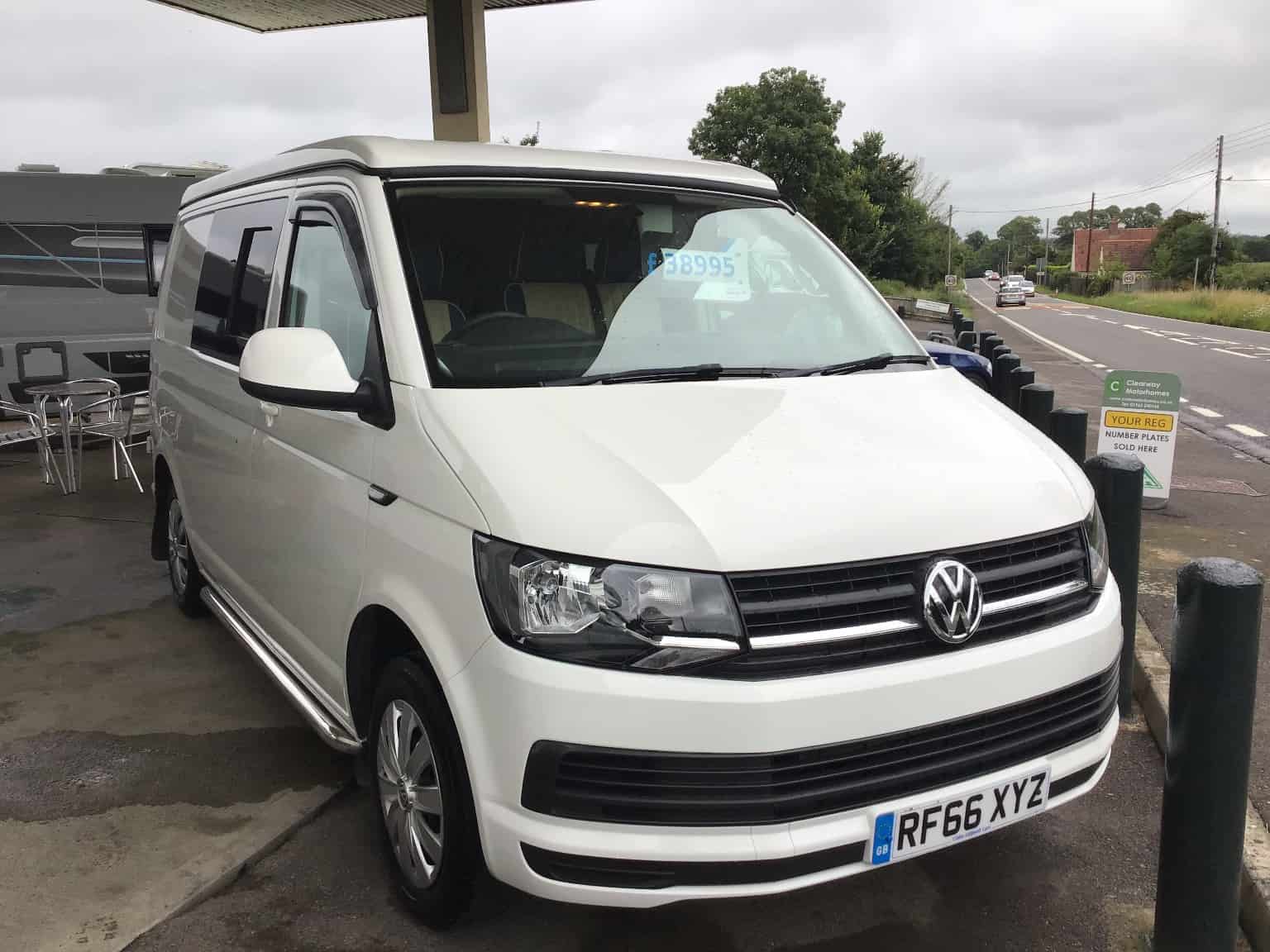 2017 Volkswagen Transporter White