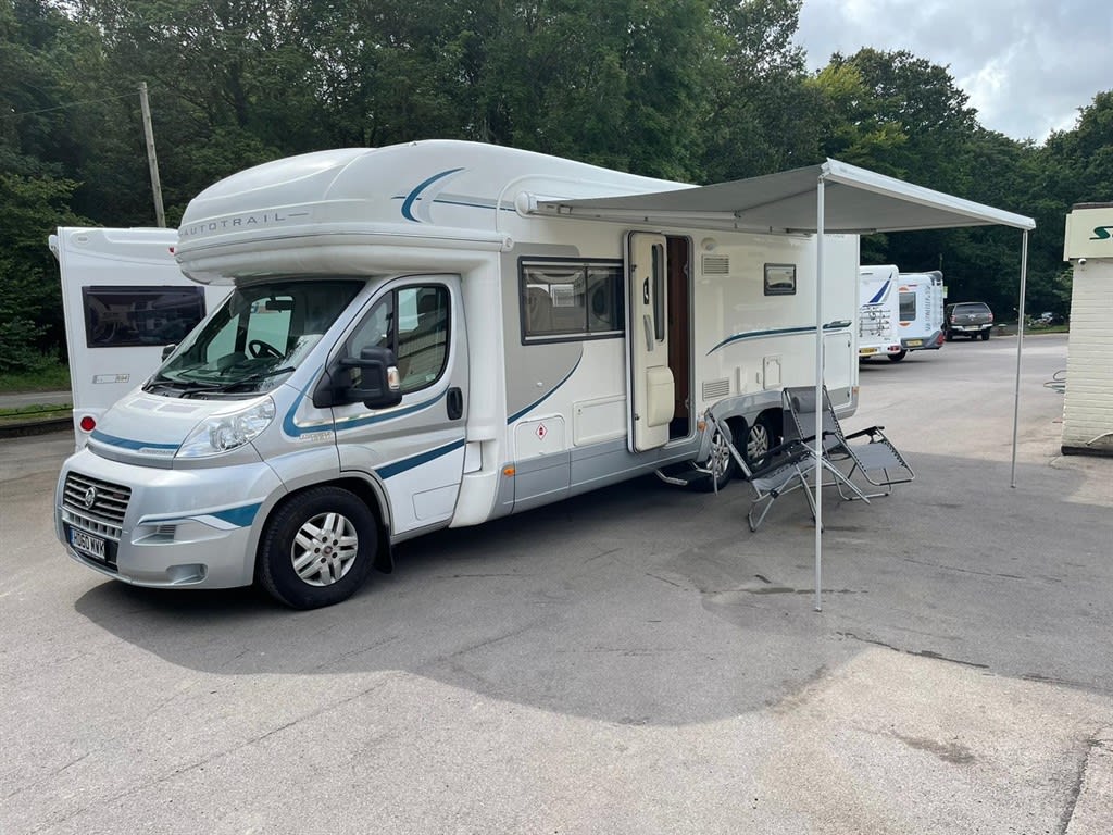 2010 Autotrail Chieftain Grey